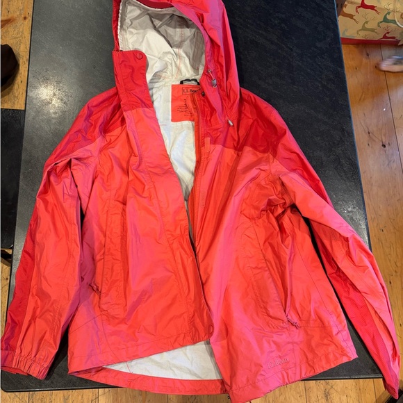 L.L. Bean | Jackets & Coats | Ll Bean Red Label Nylon Jacket | Poshmark